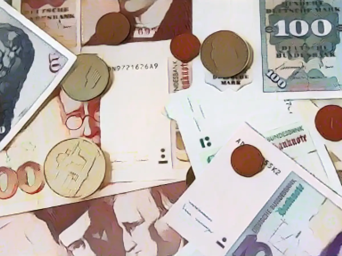 Bundesbank Mehr Als Sieben Millionen D Mark In Euro Um