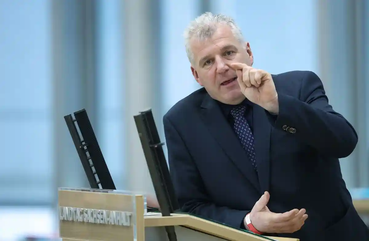 Лидер парламентской фракции ХДС: Мы лично сожалеем о кандидатах